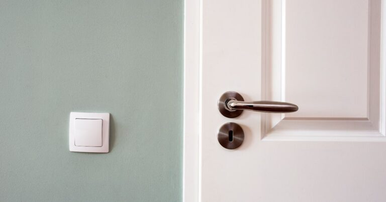 Guide to Home Modifications for the Elderly & Seniors | Go Doors